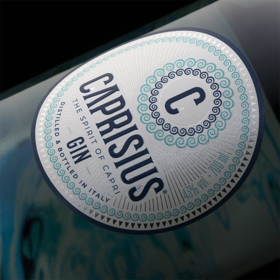 Spirit bottle label design: the complete design guide | Oppaca
