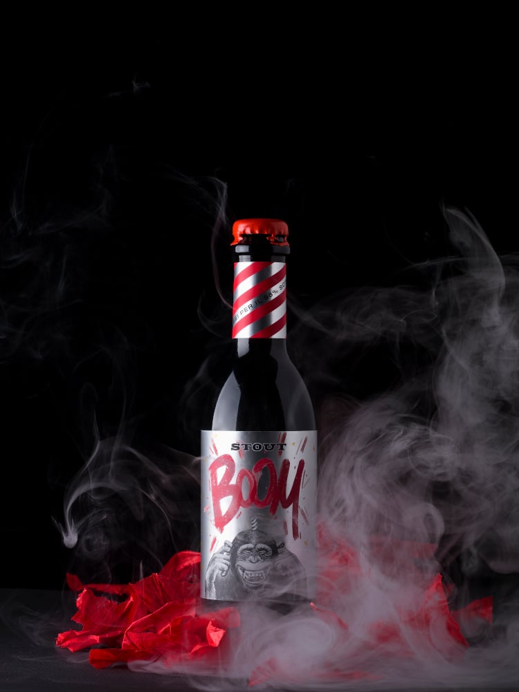 Metallic paper and street style for Boom Beer | Oppaca